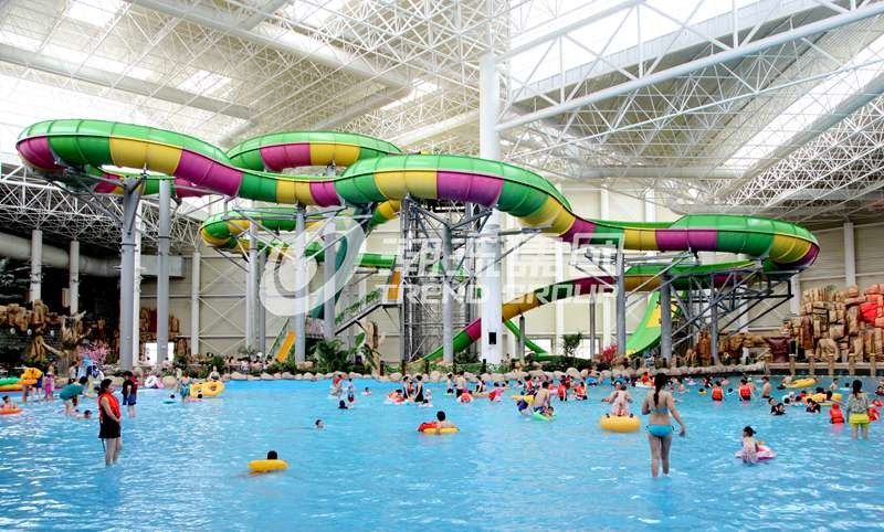 Aquatic Playground Equipment , Large Water Slides Capacity for Family ...