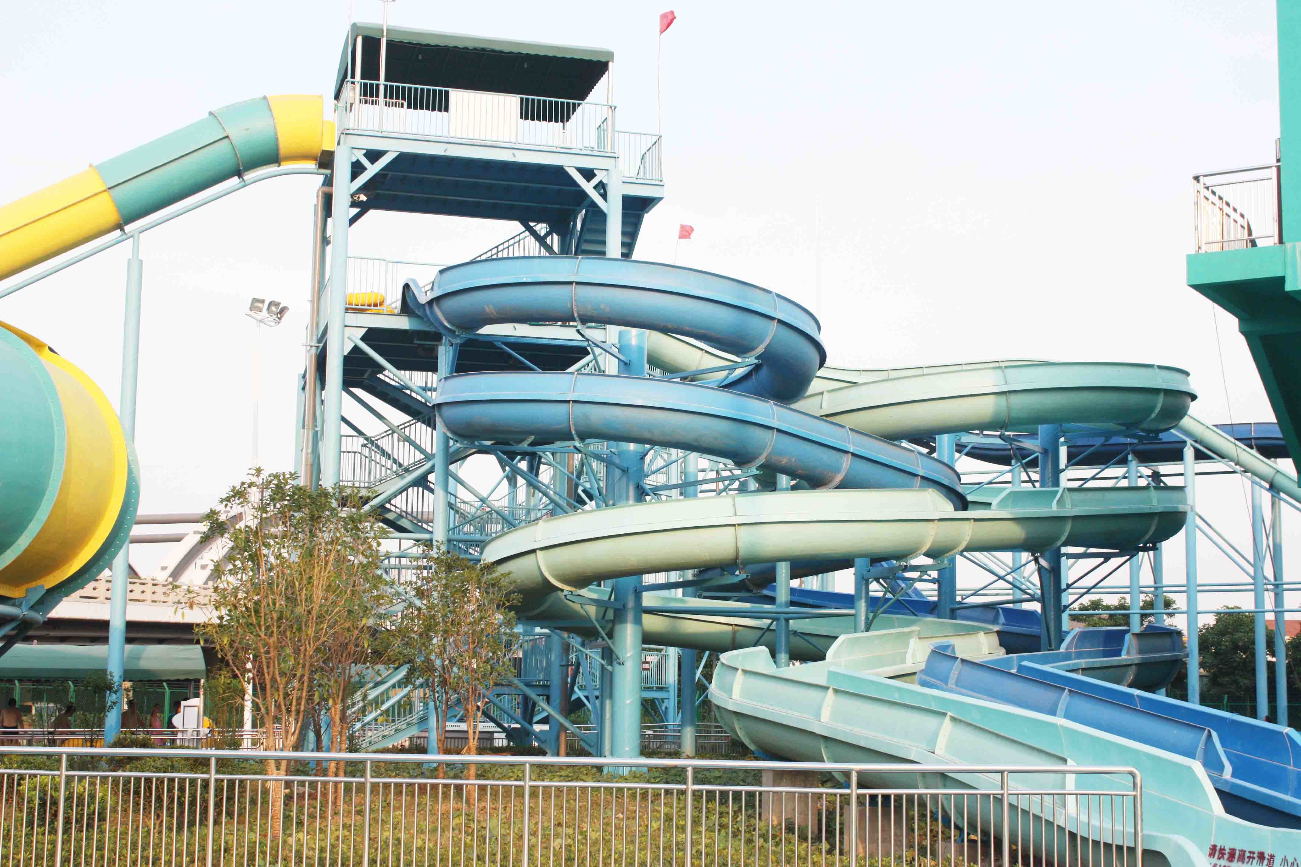 Popular Custom Water Slides Dual Tracks Open Close Style FRP Body for Kids
