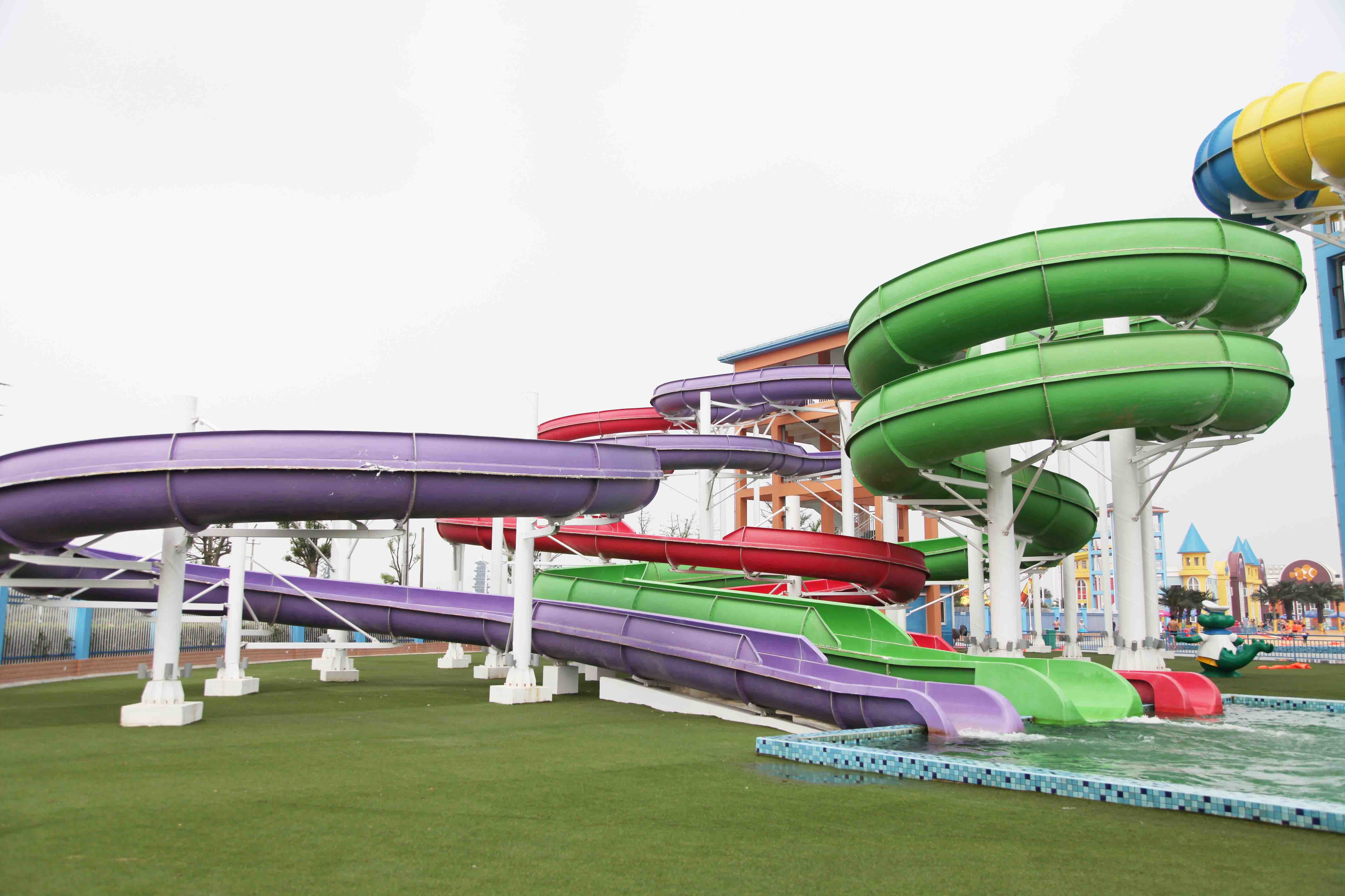 Stainless Steel Fastener FRP Spiral Water Slides For Giant Outdoor ...