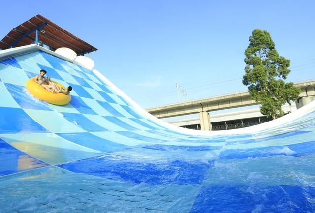 Swing Wave Slide Fiberglass Water Slides Amusement Park Equipment 11m ...