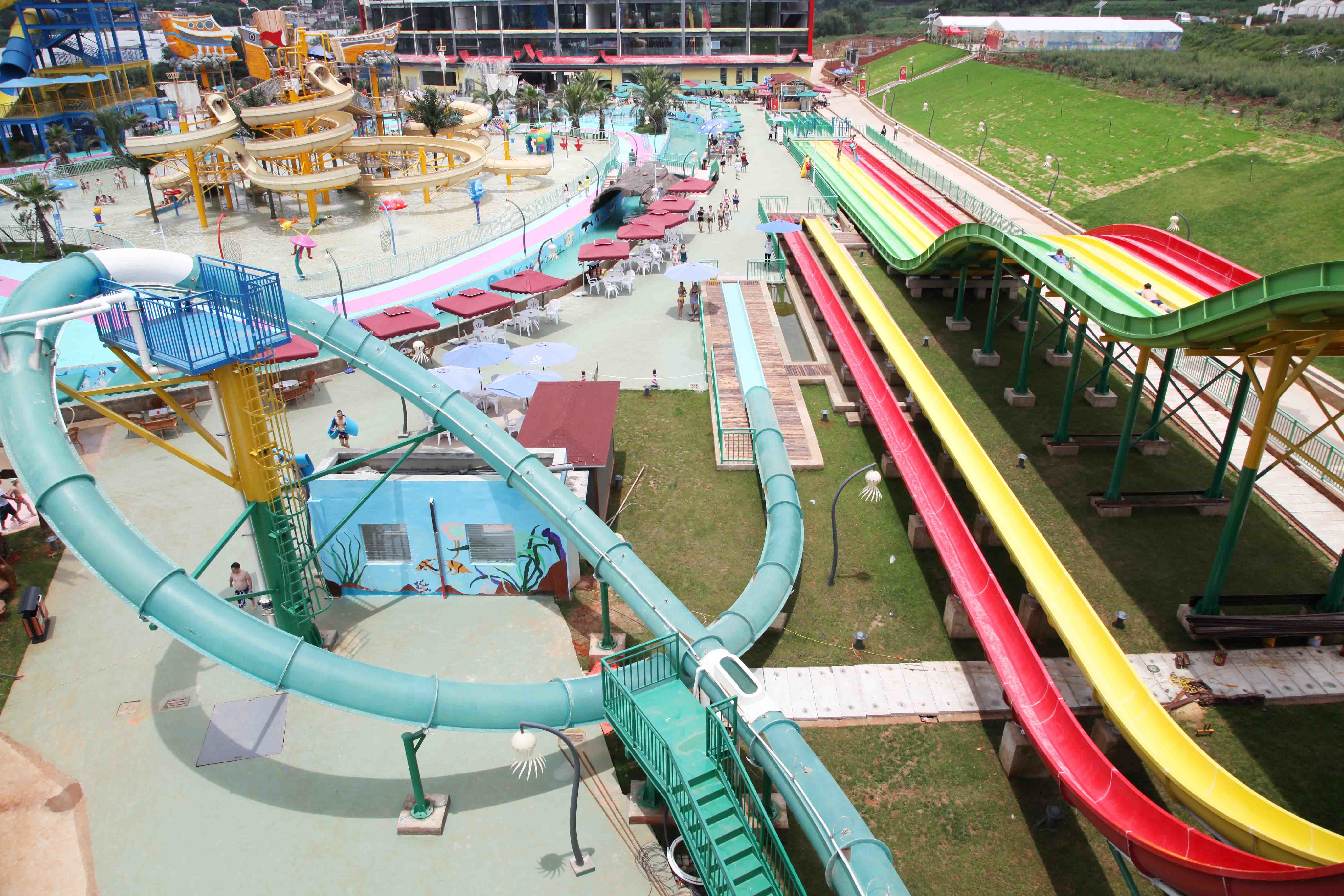 Exciting Aqua Park Fiberglass Water Slides , Platform Height 16m For ...