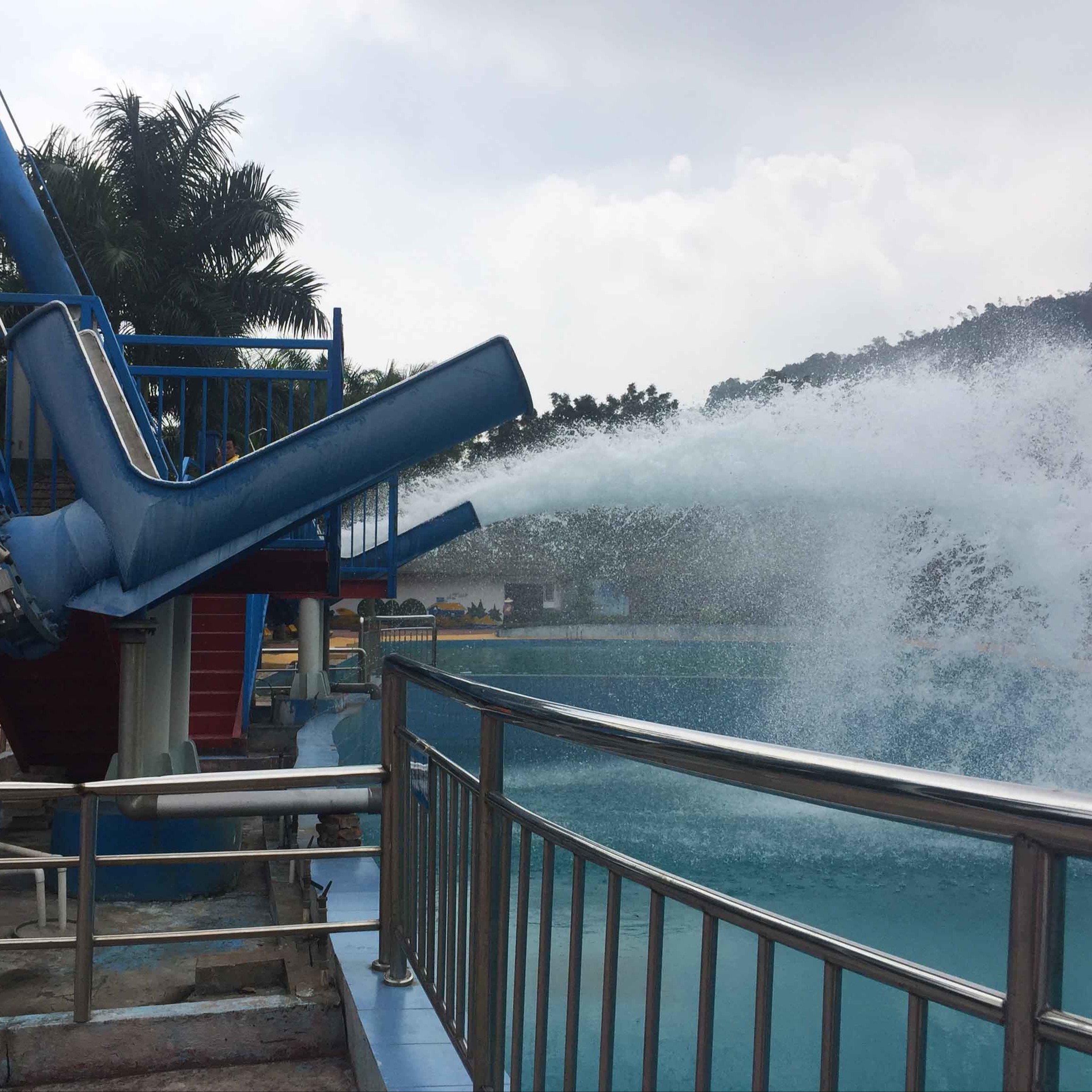 Commercial Funny Free Fall Water Slide 1.2m Platform Height For Water ...