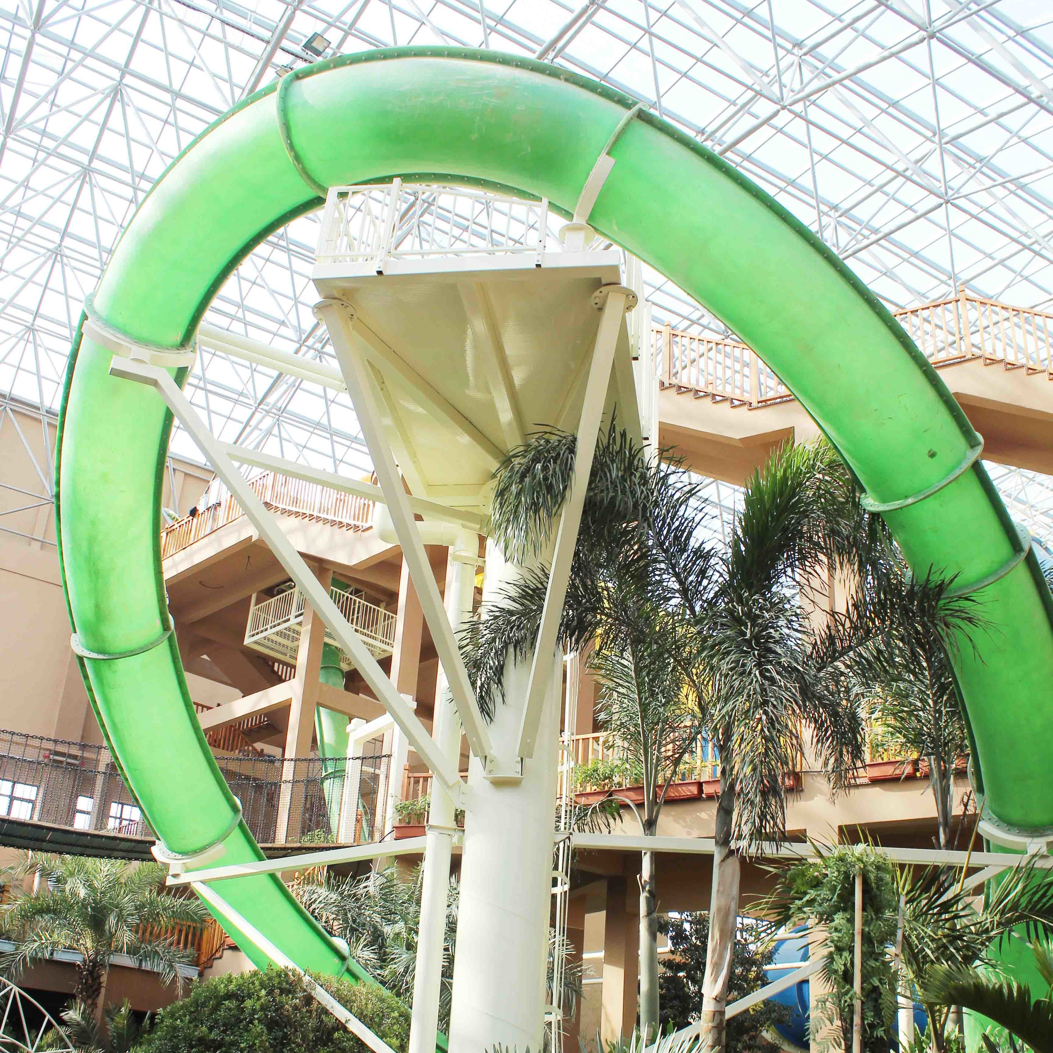 Aqua Loop Huge Fiberglass Water Slides For Adult , Fixed Type Slide for ...