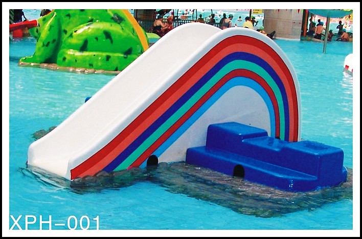 Small Rainbow Bridge Slide, Children Water Park Slide of Small ...