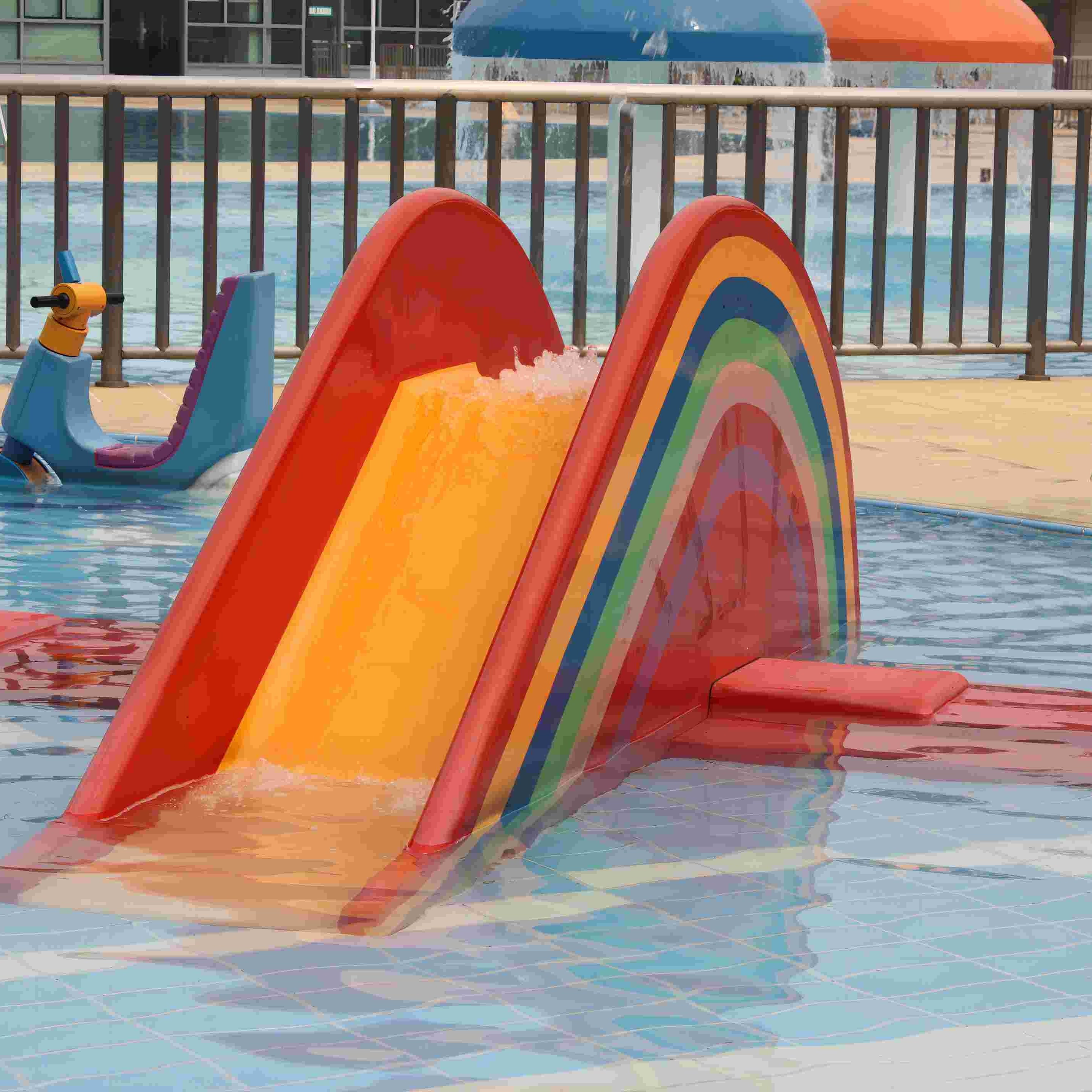 Small Rainbow Bridge Slide, Children Water Park Slide of Small ...