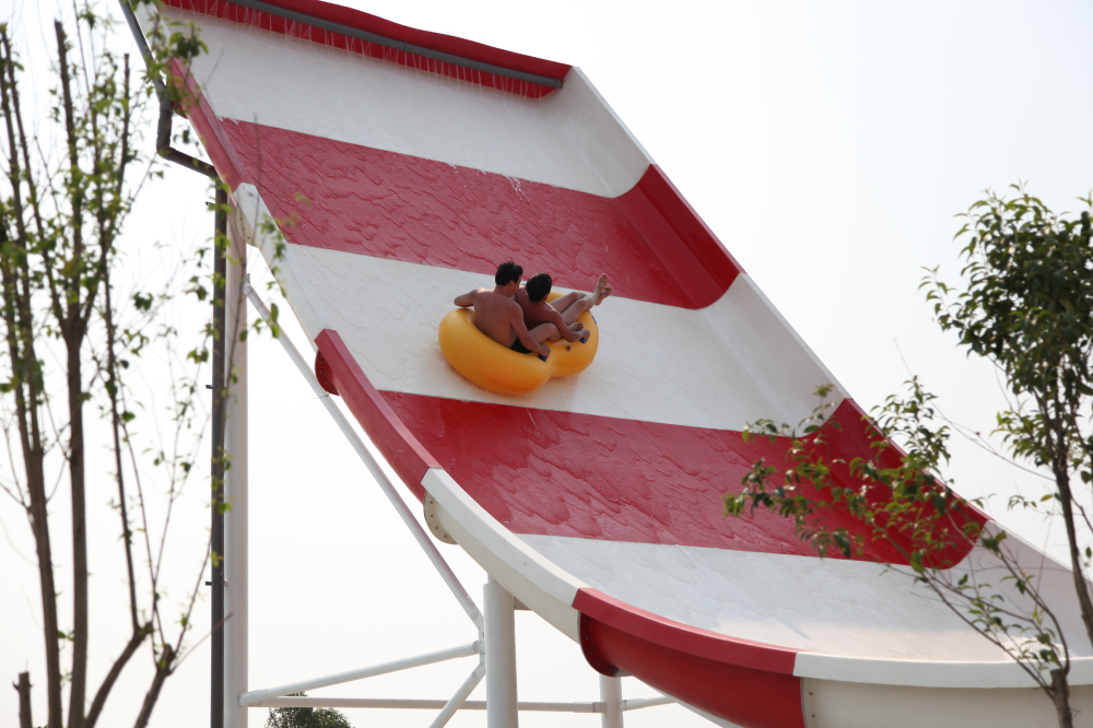 Funnuy Custom Water Slides , Amusement Park Boomerang Aqua Slide For 2 ...