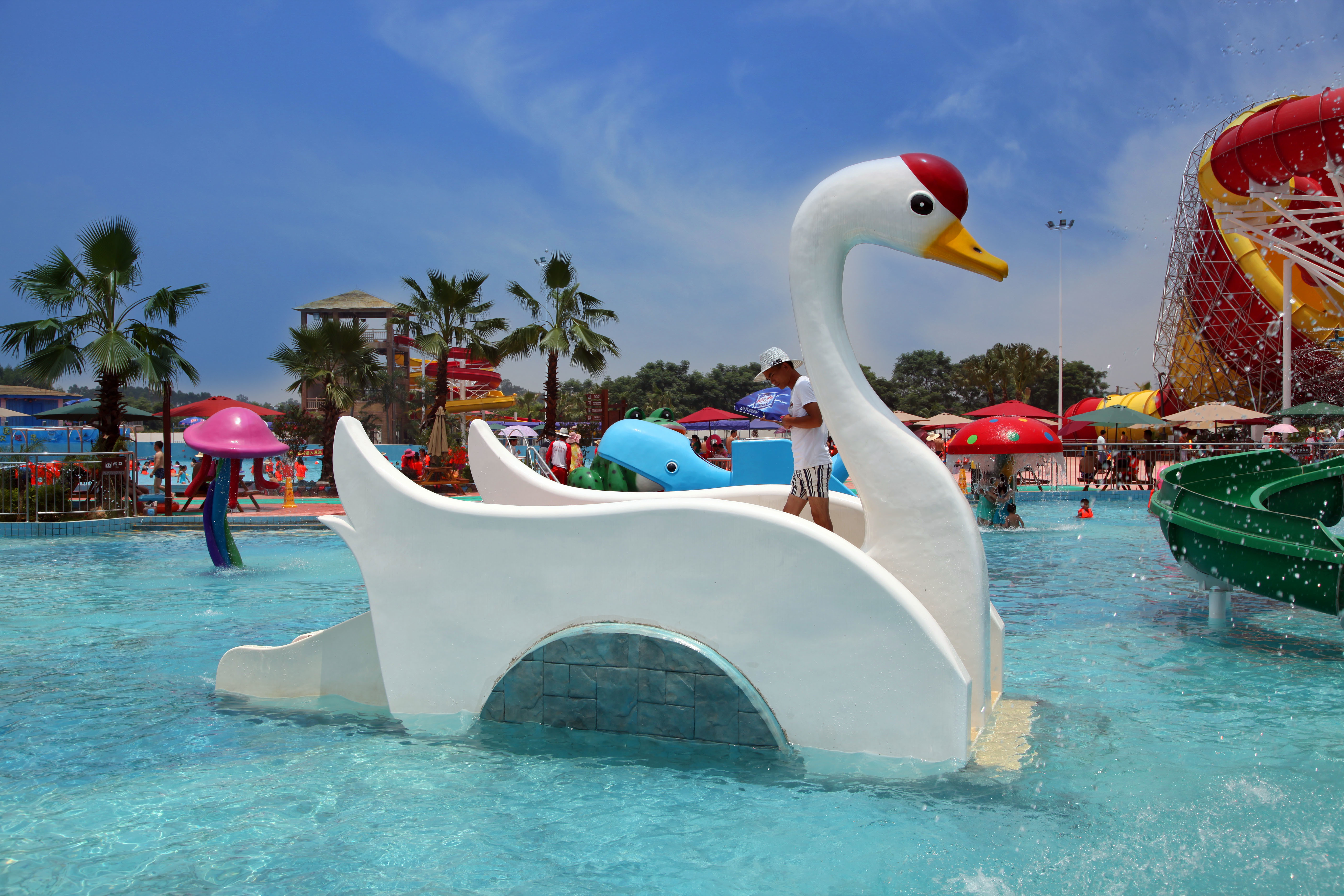 Outdoor Water Park Whales Cartoon Shape Kids Pool Whale Water Slides CE ...