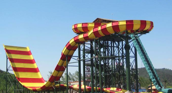 Outdside Giant Boomerang Fiberglass Water Slide For 6 Person , Water ...